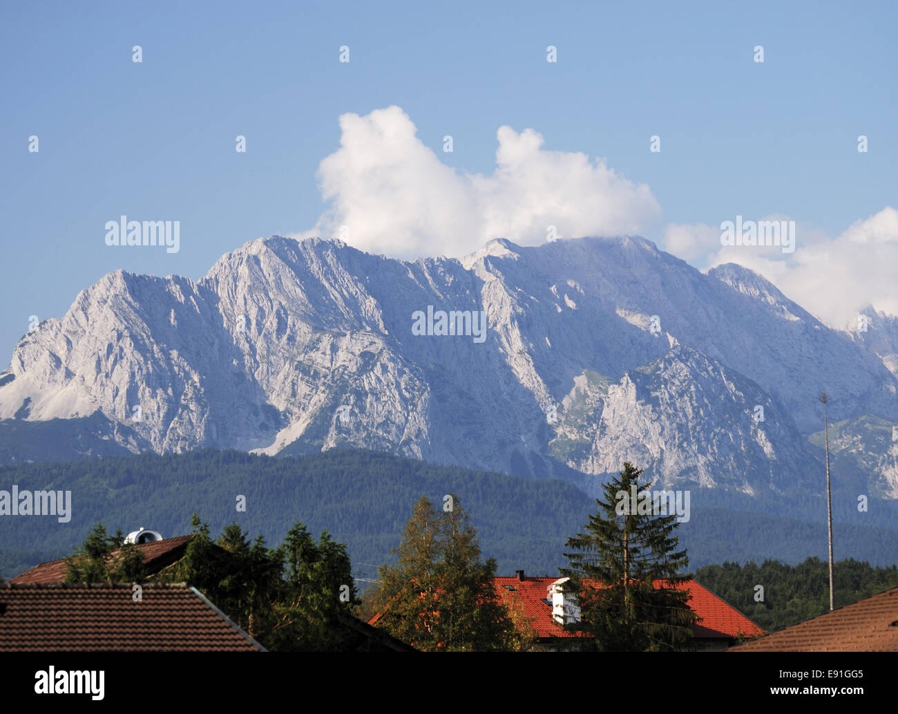 Alpine roofs hi-res stock photography and images - Alamy