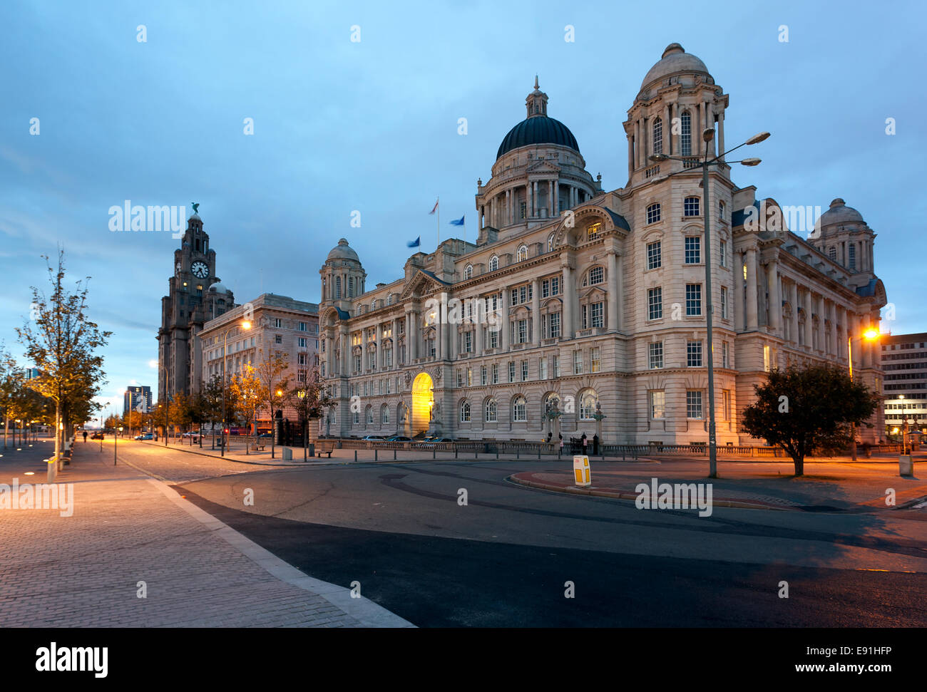 Liverpool waterfront old hi-res stock photography and images - Alamy