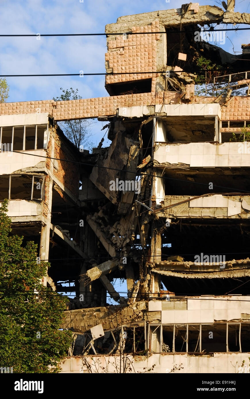 Belgrade serbia yugoslavia building federal hi-res stock photography ...