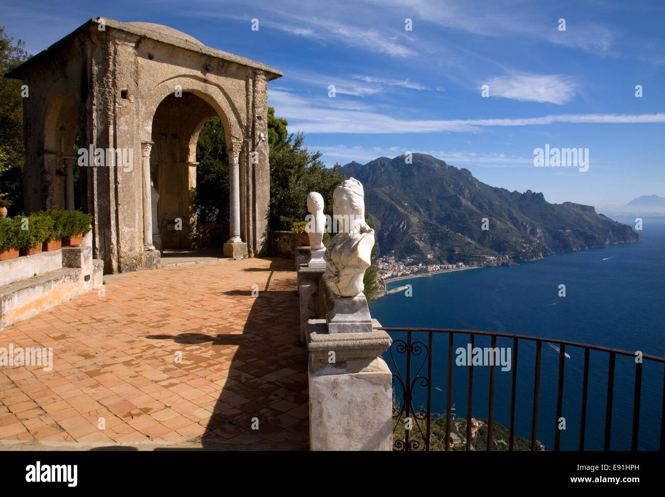 Villa Cimbrone Terrace of Infinity Stock Photo - Alamy