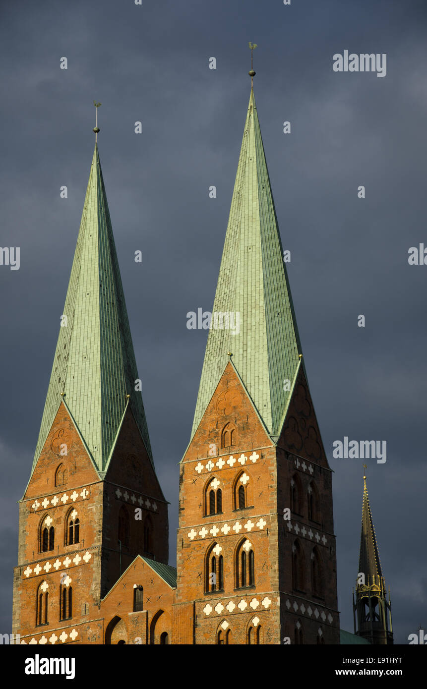 Marienkirche lubeck night hi-res stock photography and images - Alamy