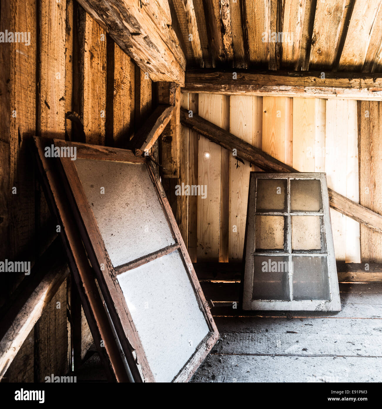 Dirty windows hi-res stock photography and images - Alamy