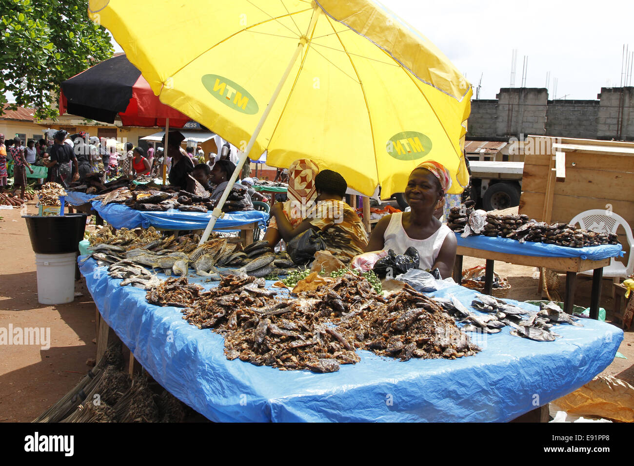 African food sales hi-res stock photography and images - Alamy