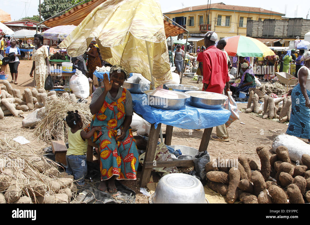 African food sales hi-res stock photography and images - Alamy