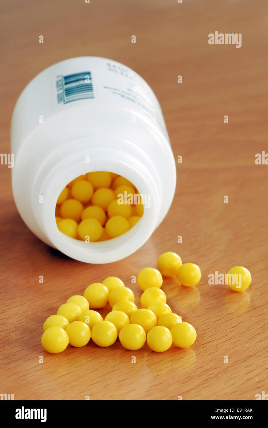 Dragee medical hi-res stock photography and images - Alamy