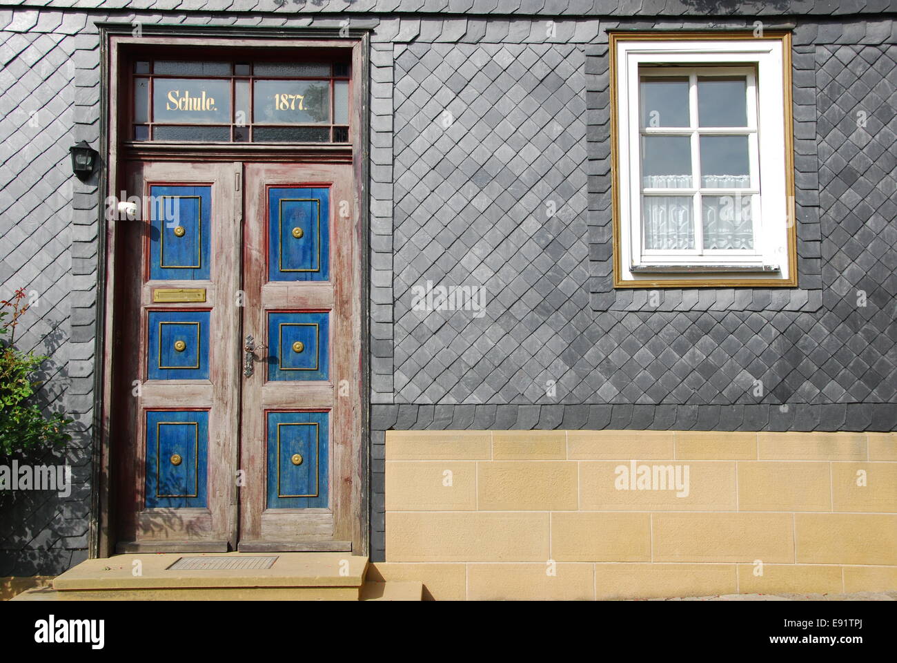 Front door window hi-res stock photography and images - Alamy