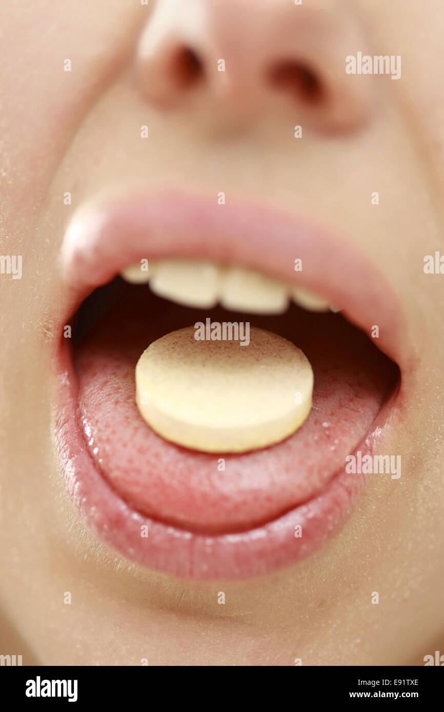 Schmerz Tablette High Resolution Stock Photography and Images - Alamy