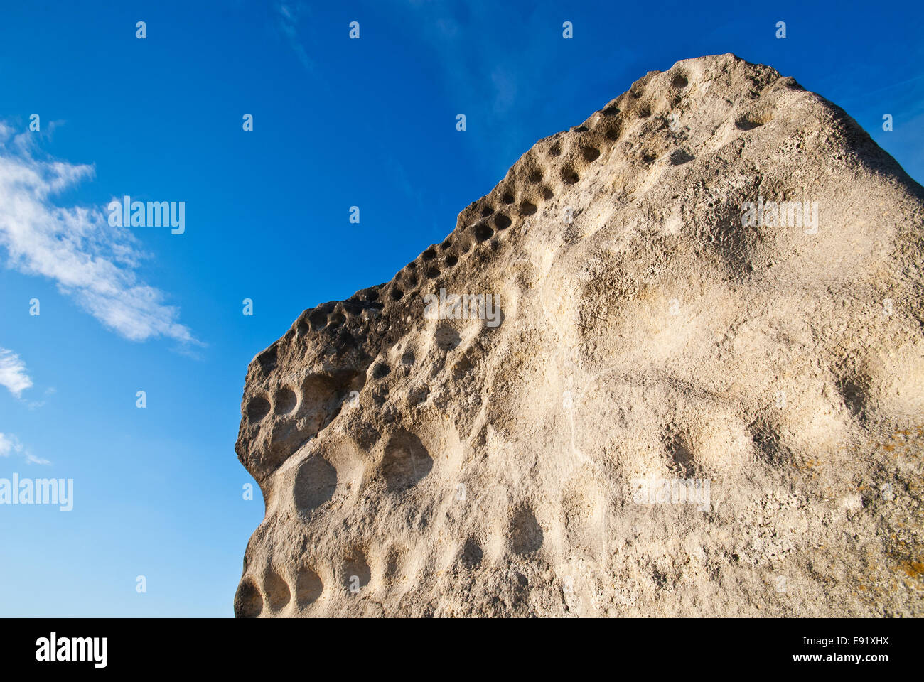 Massive block hi-res stock photography and images - Alamy