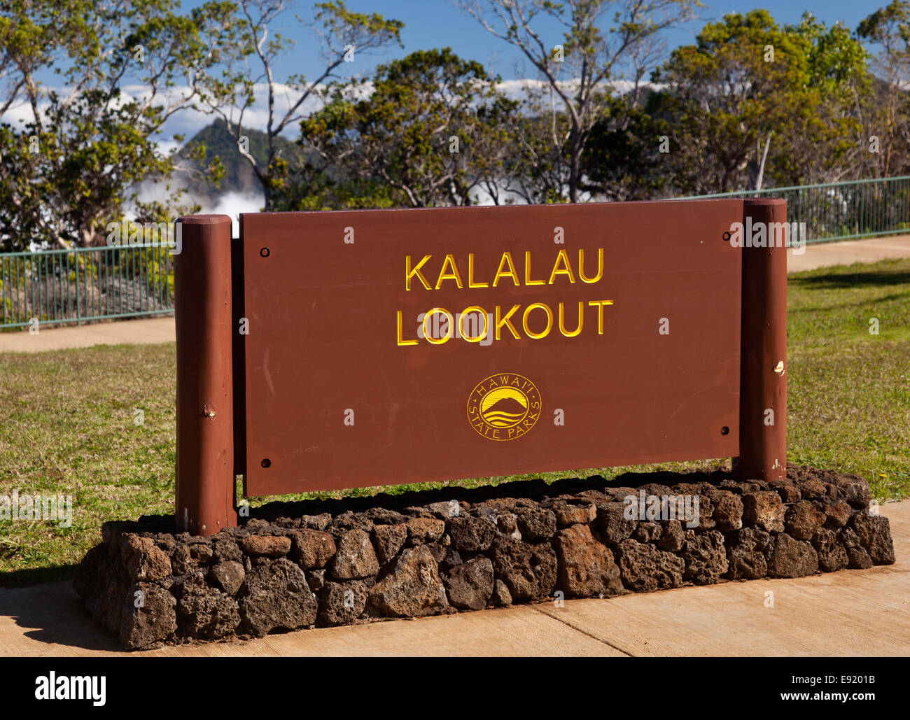 Scenic overlook sign hi-res stock photography and images - Alamy