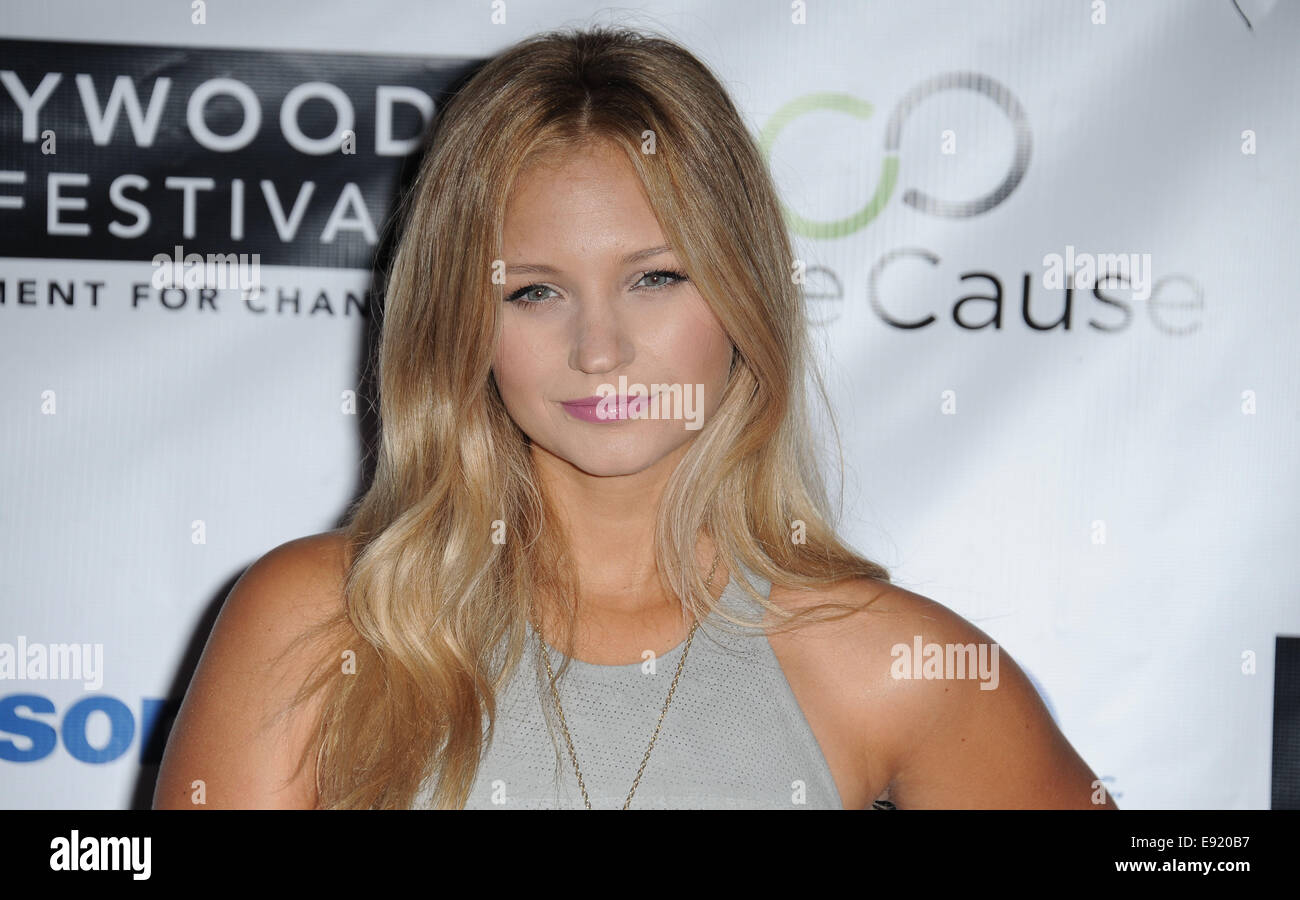 Los Angeles, California, USA. 16th Oct, 2014. Vanessa Ray attending the ...