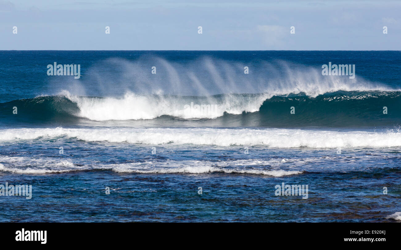 Rainbow colors in spray from waves Stock Photo - Alamy