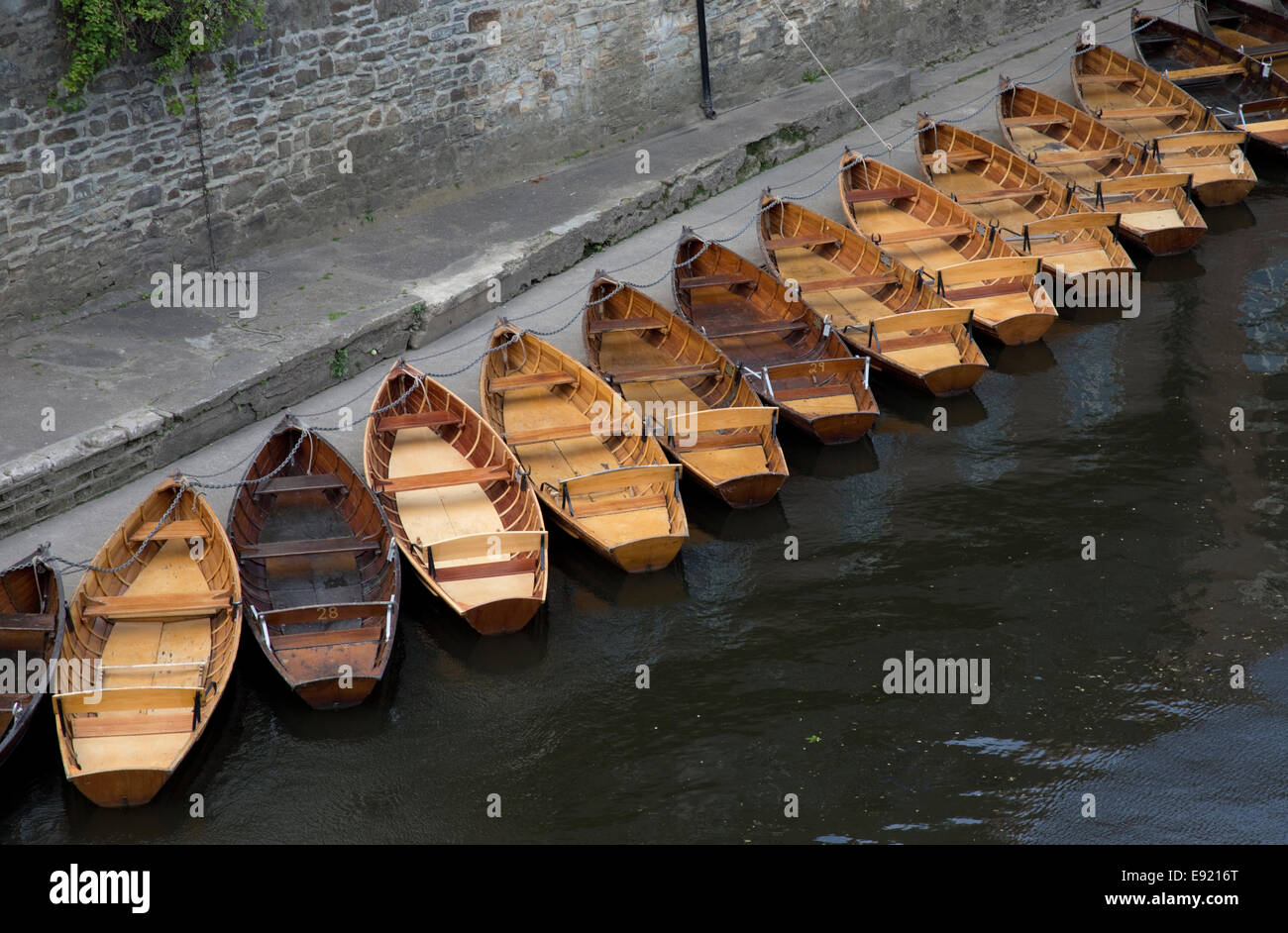Empty boats hi-res stock photography and images - Alamy