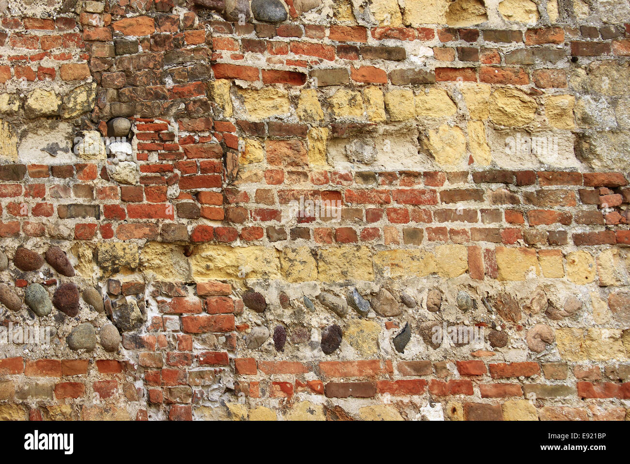Stone wall hi hi-res stock photography and images - Alamy