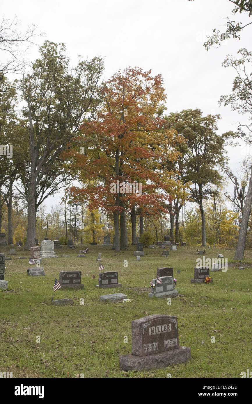 Rural ohio cemetery hi-res stock photography and images - Alamy
