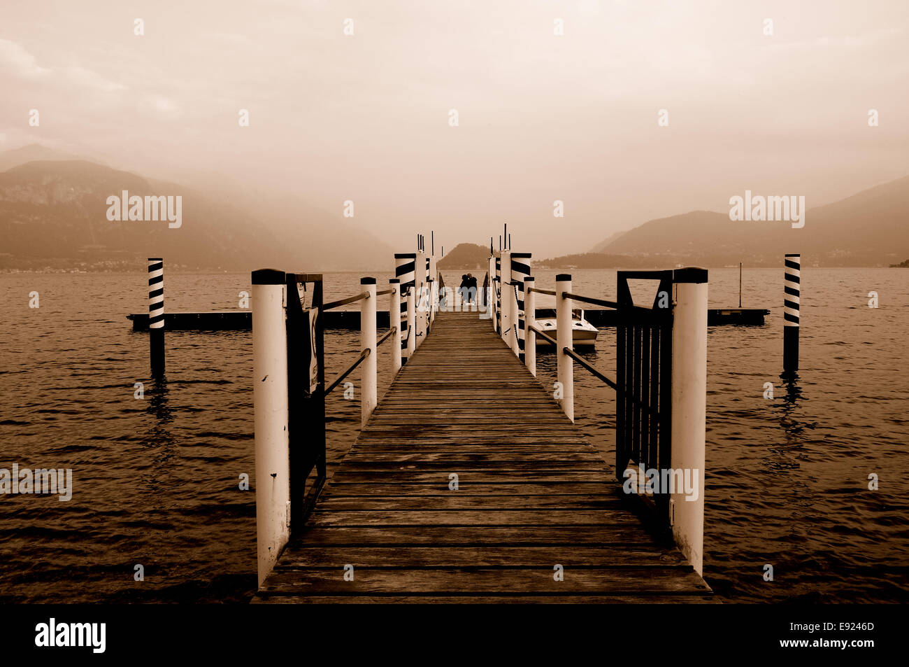 Vintage dock hi-res stock photography and images - Alamy