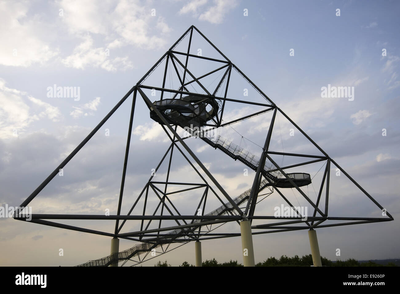 Tetraeder hi-res stock photography and images - Alamy