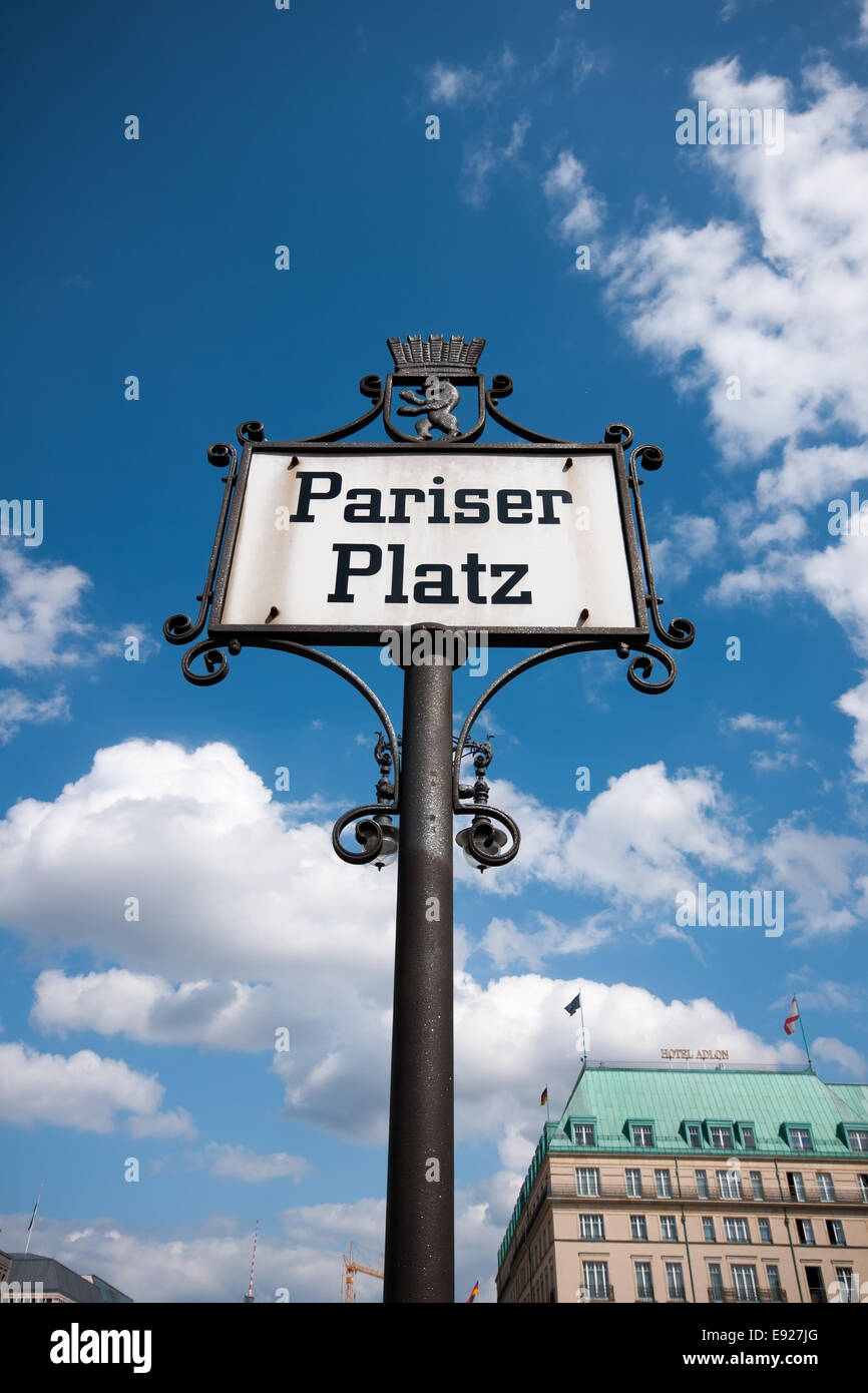 Pariser platz sign hi-res stock photography and images - Alamy