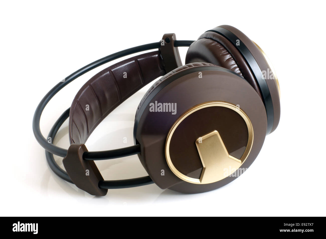 Golden earphones hi-res stock photography and images - Alamy