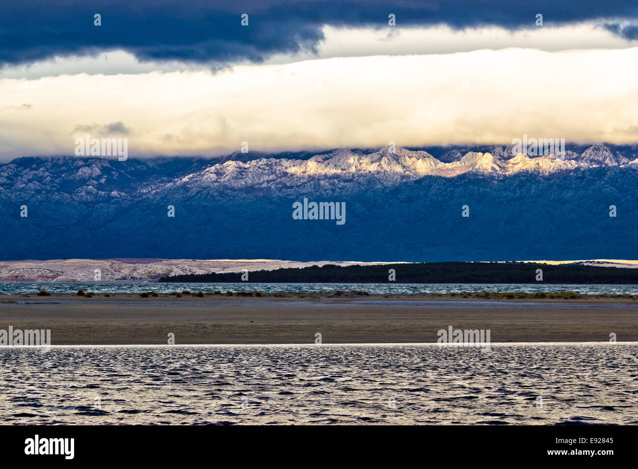 Layers of sand hi-res stock photography and images - Alamy