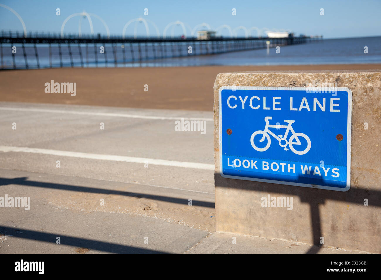 Blue path signage hi-res stock photography and images - Alamy