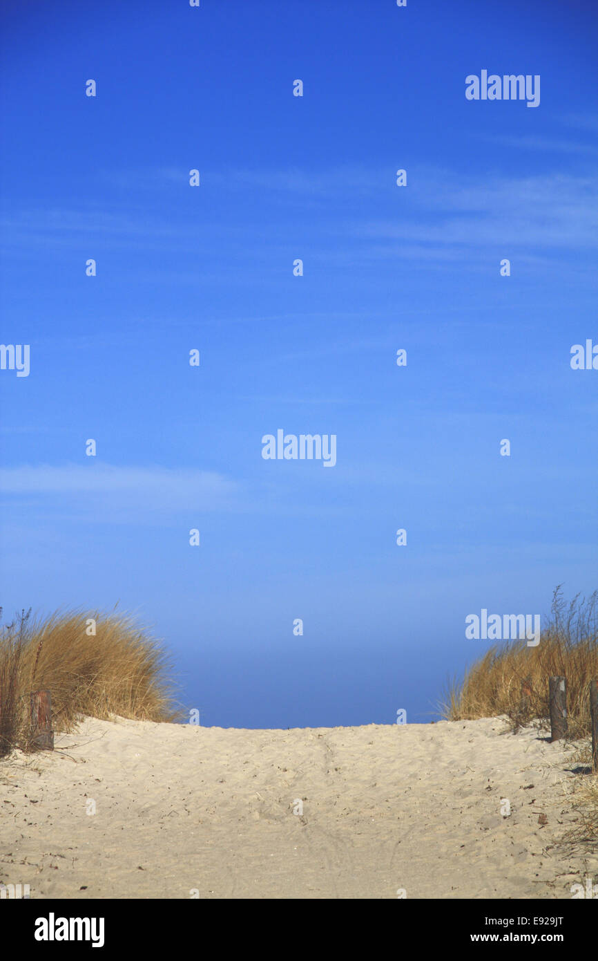 Beach is that way hi-res stock photography and images - Alamy