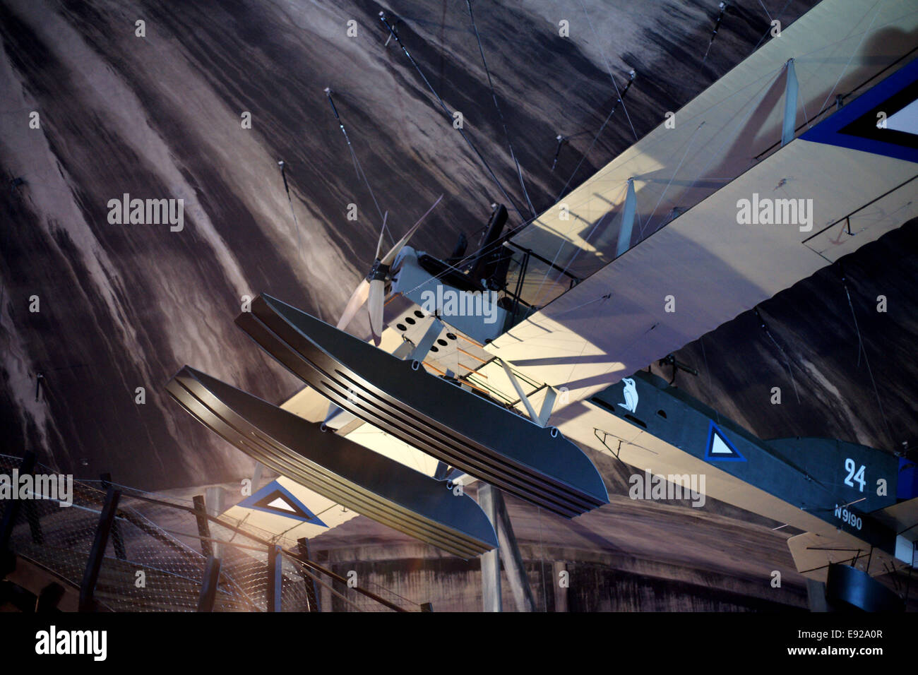 Hydro airplane hi-res stock photography and images - Alamy