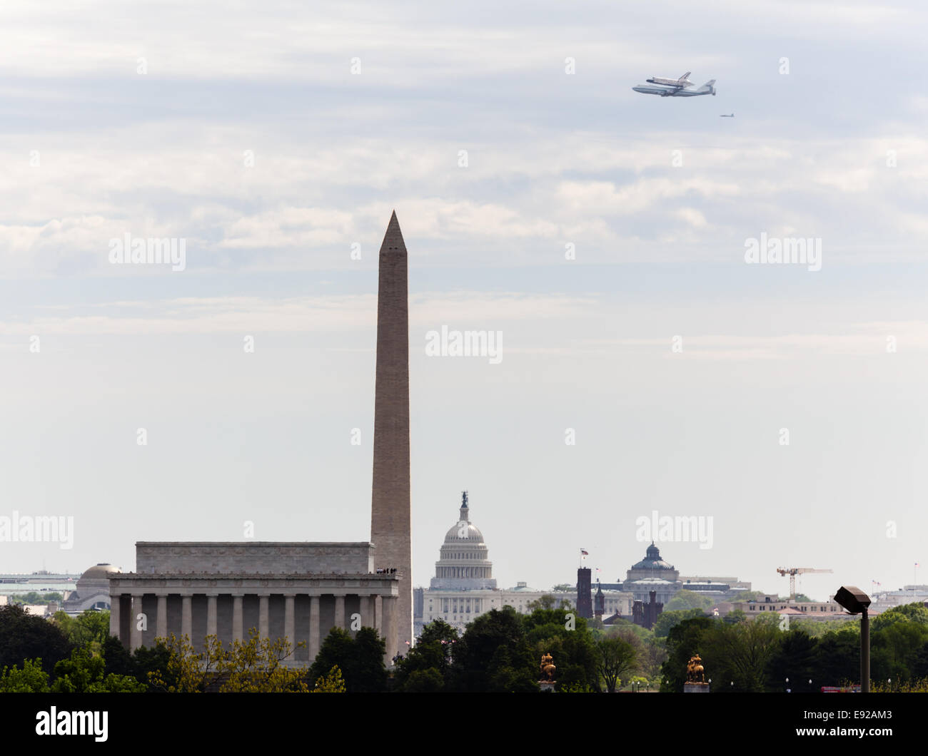 Space shuttle columbia memorial memorial hi-res stock photography and ...