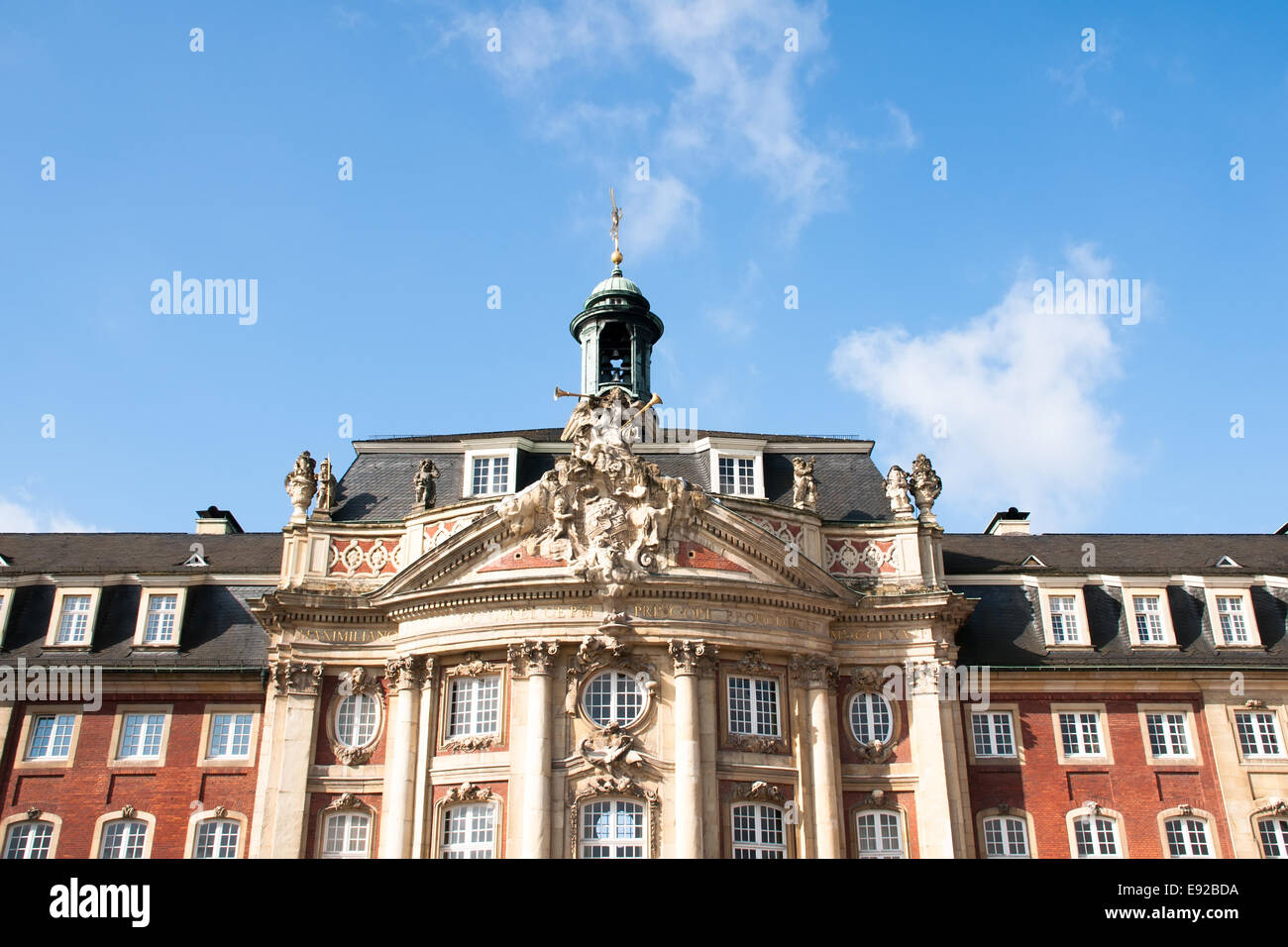 The castle of Muenster, Germany Stock Photo - Alamy