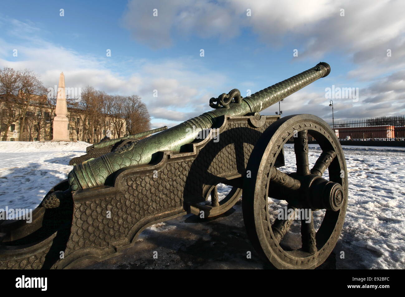Old cannon firing hi-res stock photography and images - Alamy