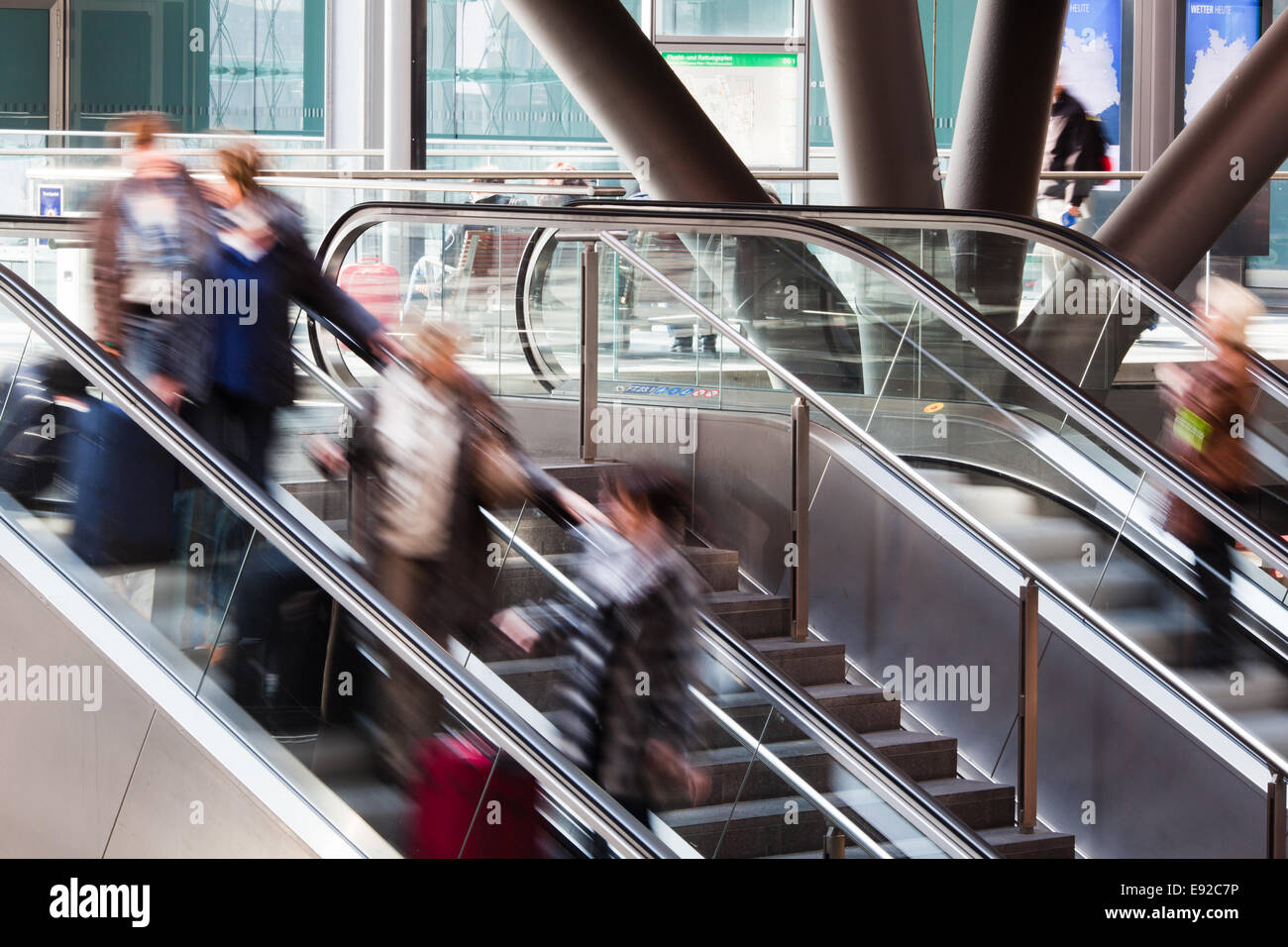 Elevator people hi-res stock photography and images - Alamy