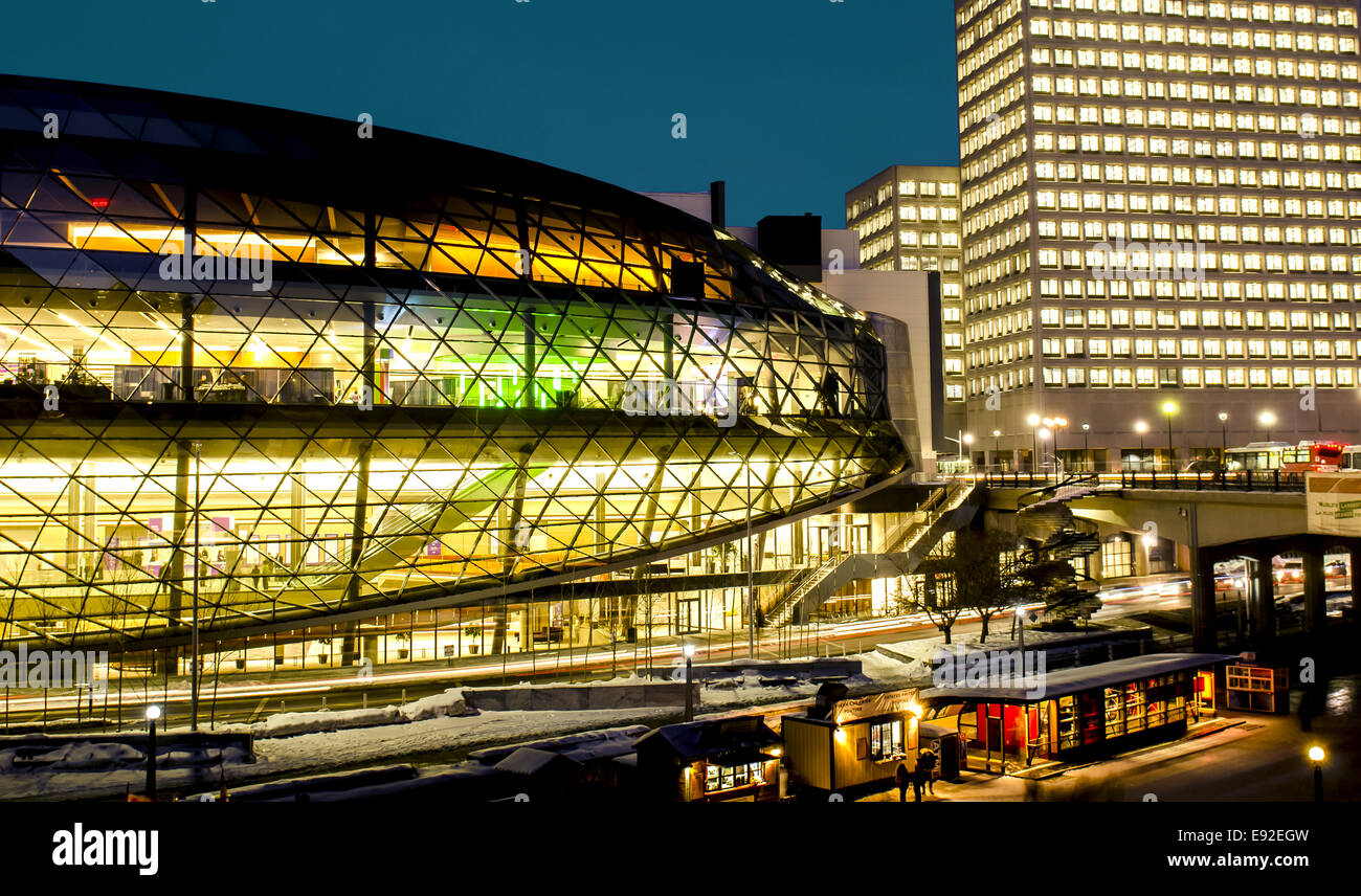 Ottawa convention centre hi-res stock photography and images - Alamy