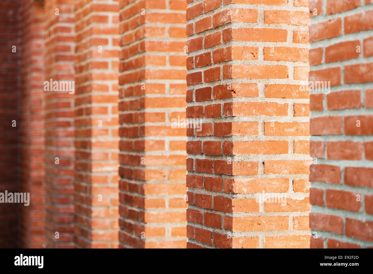 Red brick pillars hi-res stock photography and images - Alamy