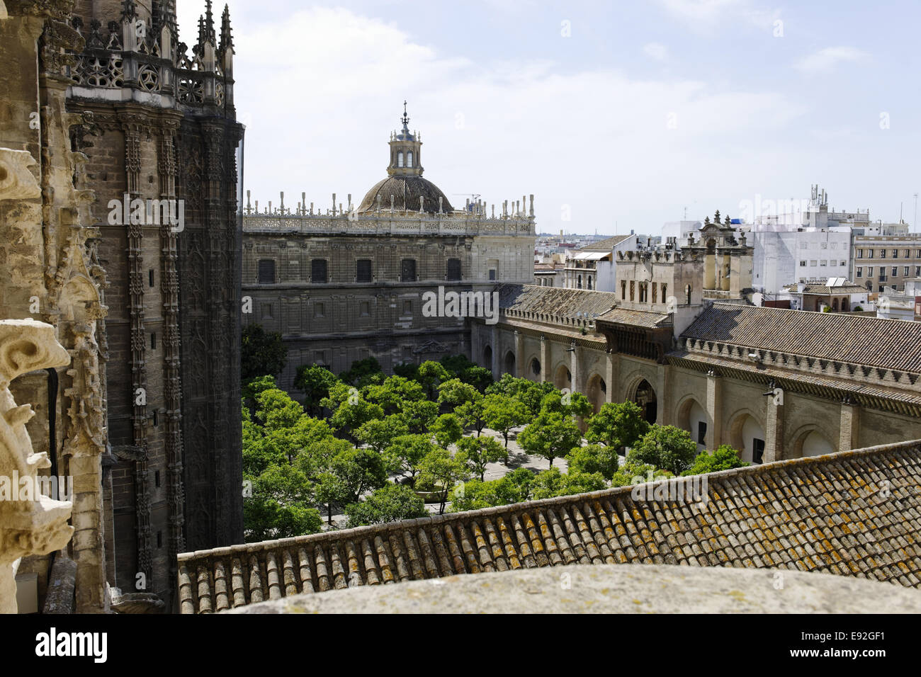 Sevilla orange hi-res stock photography and images - Alamy