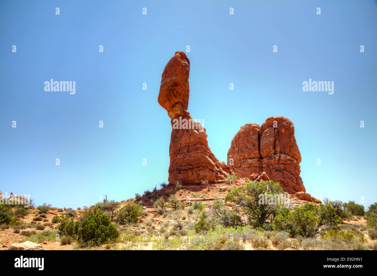Balancing rock in arches park hi-res stock photography and images - Alamy
