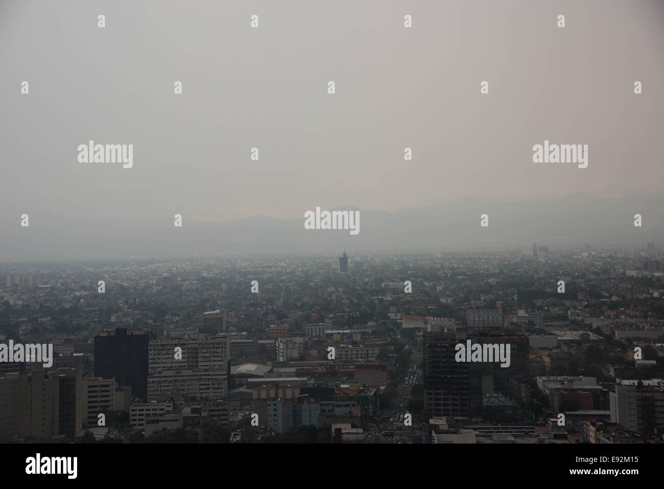 Pollution mexico smog hi-res stock photography and images - Alamy