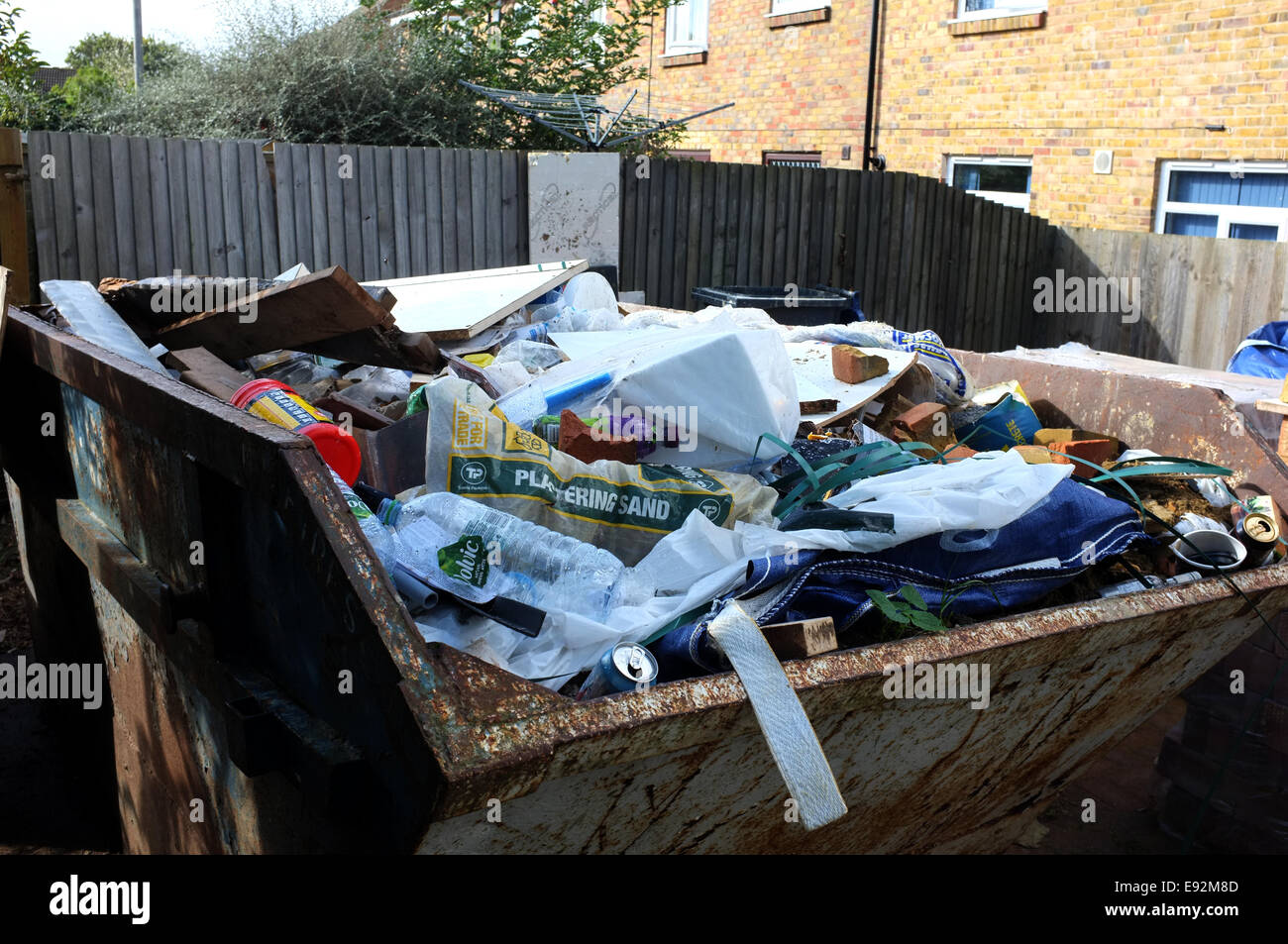 Skip rubbish container hi-res stock photography and images - Alamy