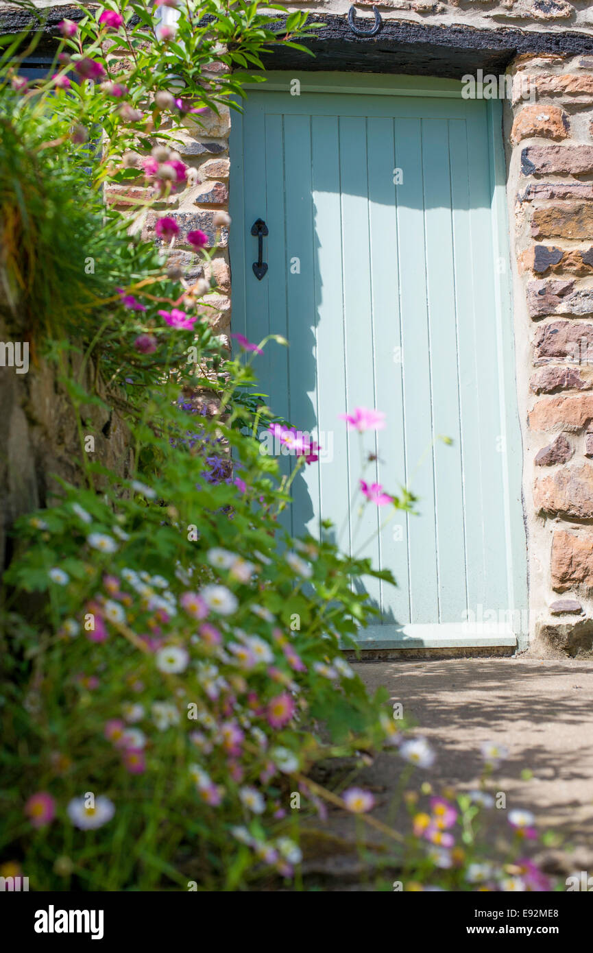 Country cottage door Stock Photo - Alamy