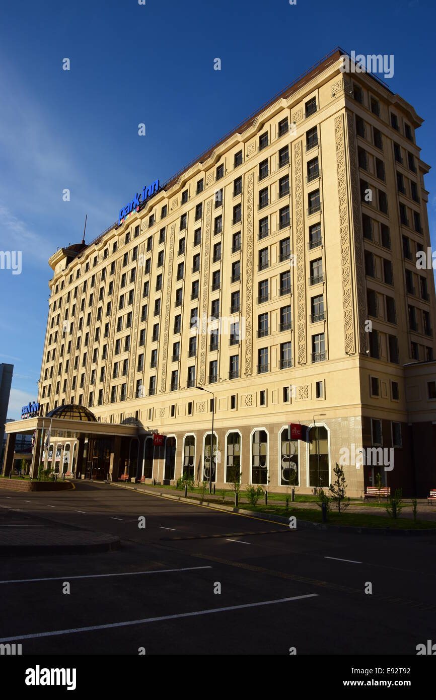 Attractive hotel building hi-res stock photography and images - Alamy