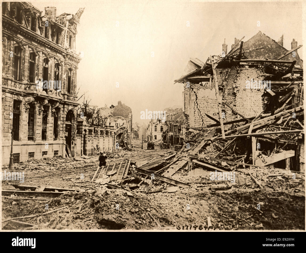 Soldiers Attempted to Clear Rubble of Destroyed Buildings from German ...