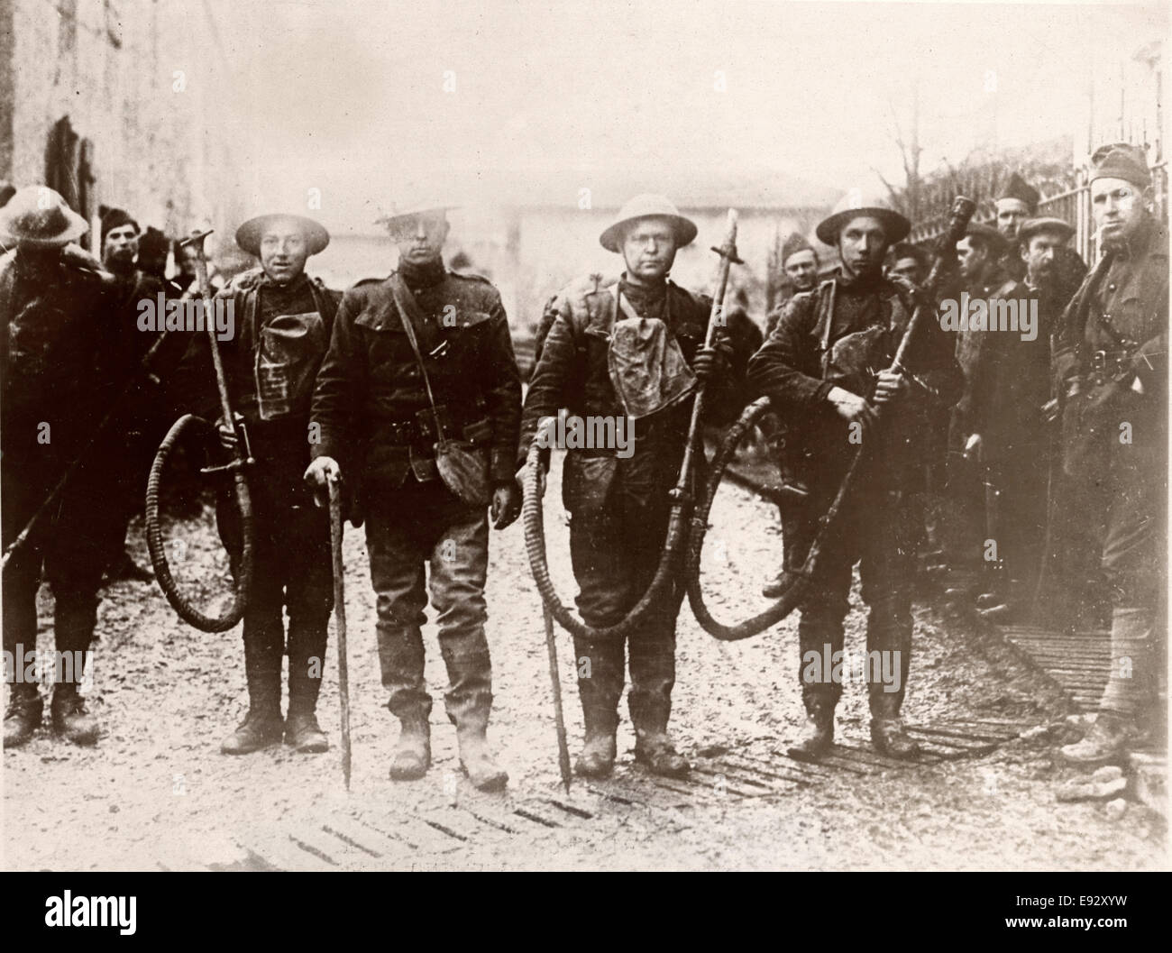 American Soldiers with Liquid Fire Machines (Flame Throwers) Captured ...