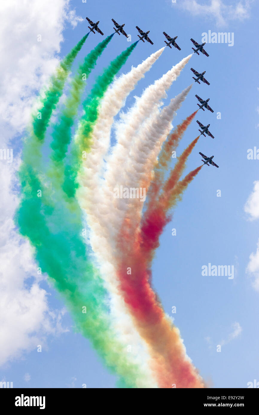 The Italian demonstration team Frecce Tricolori performing Stock Photo ...