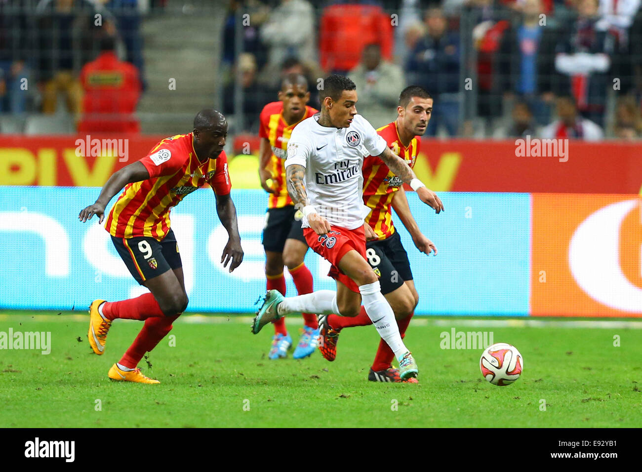 Lens, France. 17th Oct, 2014. French League 1 football. Lens versus ...