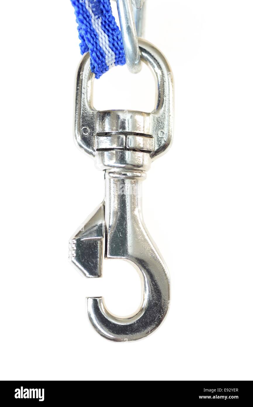 A close up shot of a chain clip Stock Photo - Alamy