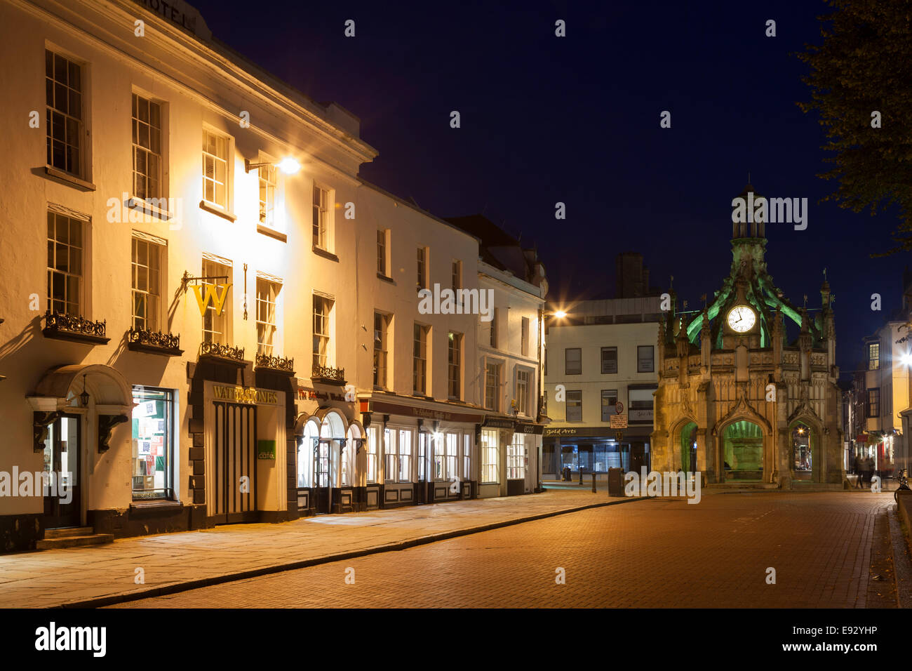 Chichester at night hi-res stock photography and images - Alamy