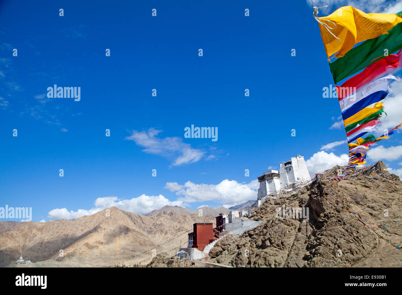 India ladakh leh prayer flags hi-res stock photography and images - Alamy