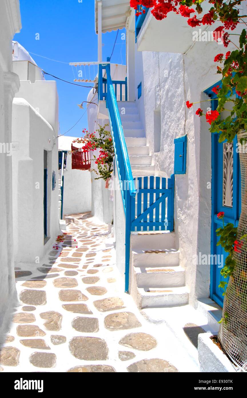 Beautiful white streets of Mykonos, Greece Stock Photo - Alamy