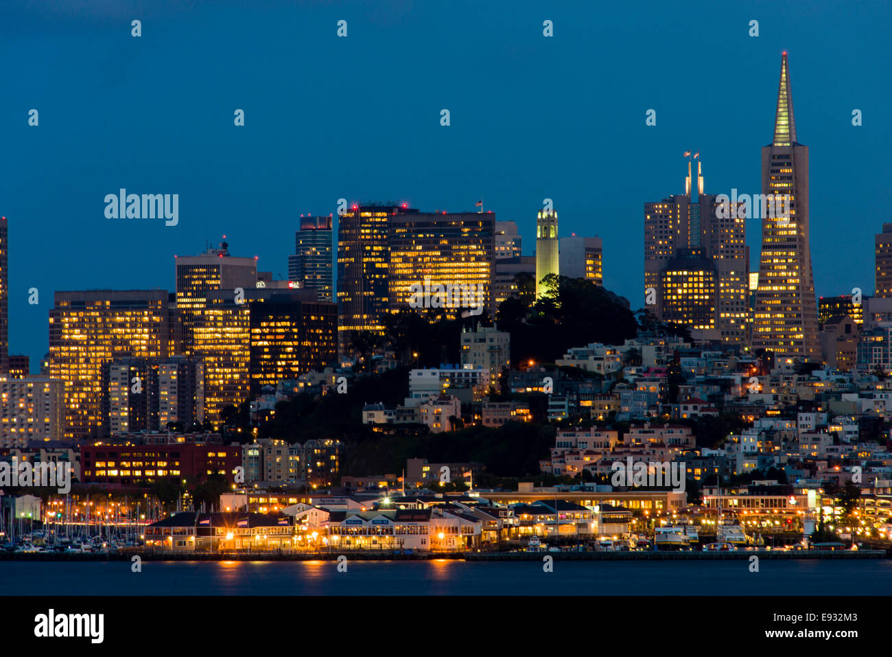 San francisco skyline night hi-res stock photography and images - Alamy