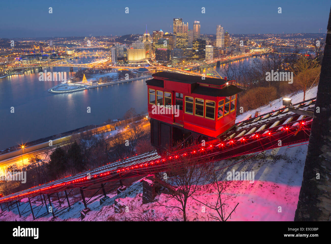 CHRISTMAS LIGHTS DUQUESNE INCLINE RED CABLE CAR MOUNT WASHINGTON ...