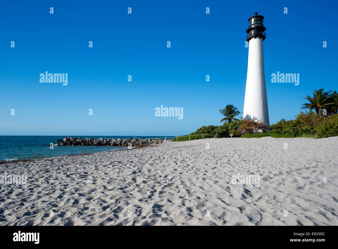 SAND BEACH KEY BISCAYNE LIGHTHOUSE BILL BAGGS CAPE FLORIDA STATE PARK ...