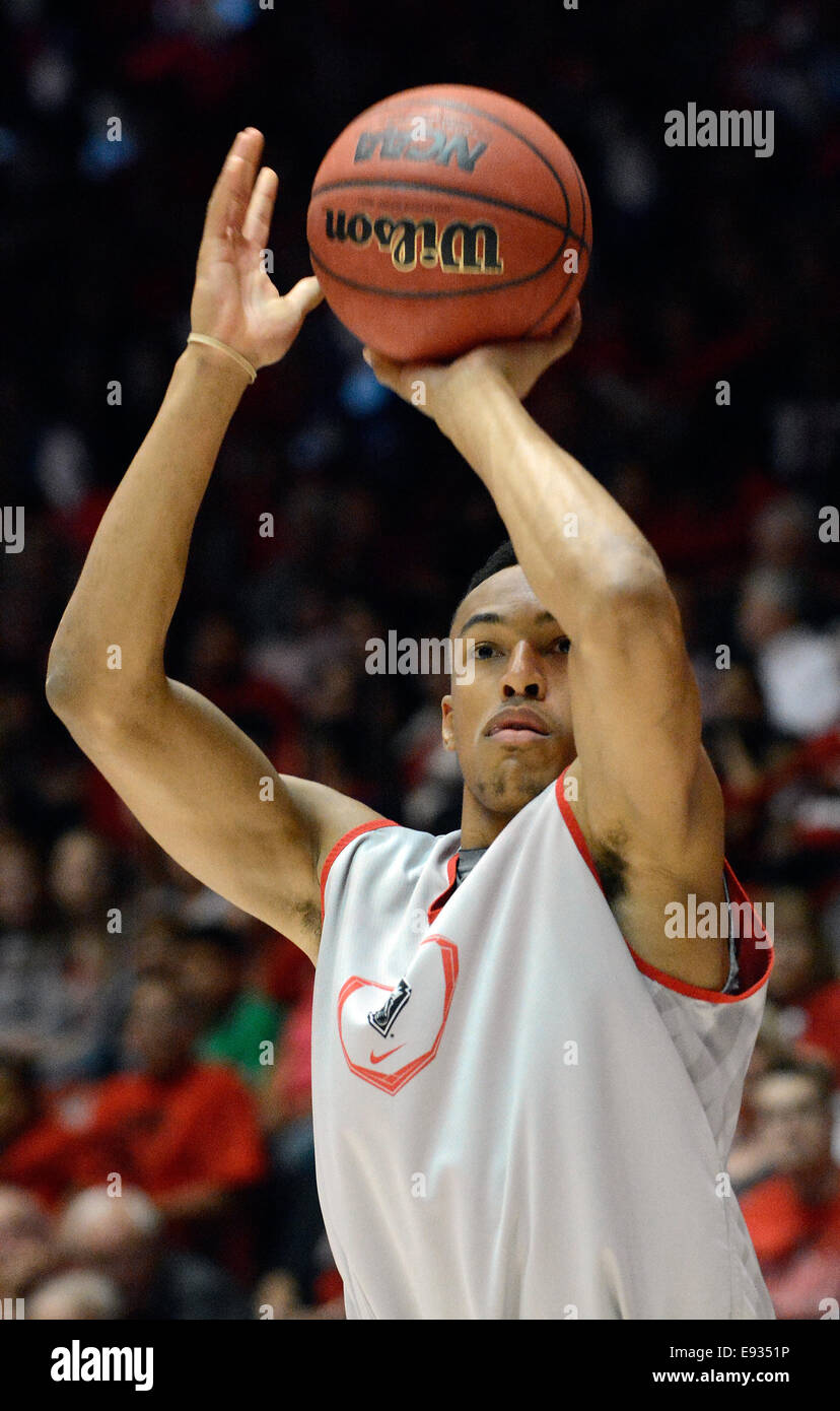 Albuquerque, NM, USA. 17th Oct, 2014. Elijah Brown won the three point ...